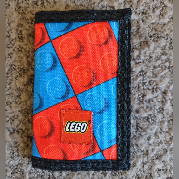 Lego | Accessories | Lego Brick Coin Card Trifold Wallet Euc | Poshmark